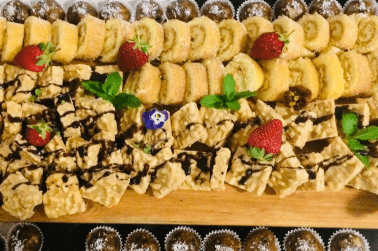 School Revue VIP Pre-Reception - She's Cheyna